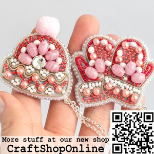 Hat & Mittens Bead Embroidery Kit. Seed Bead Brooch Kit. Christmas DIY ...