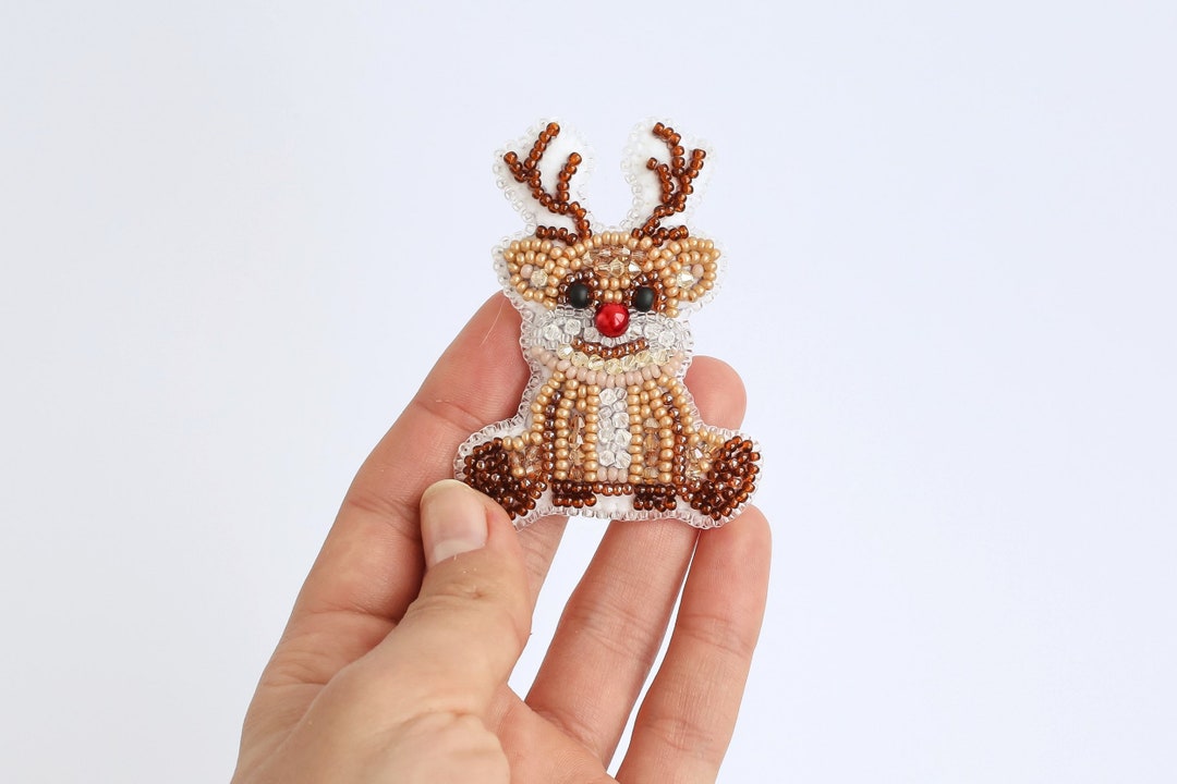 Christmas Deer Bead Embroidery Kit. Seed Bead Brooch Kit. DIY Craft Kit ...