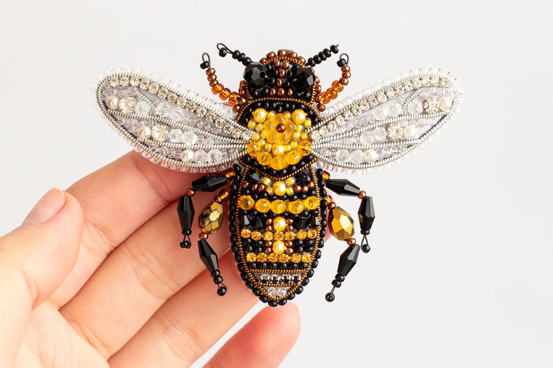 Honey Bee Bead Embroidery Kit. Seed Bead Brooch Kit. DIY Craft Kit ...