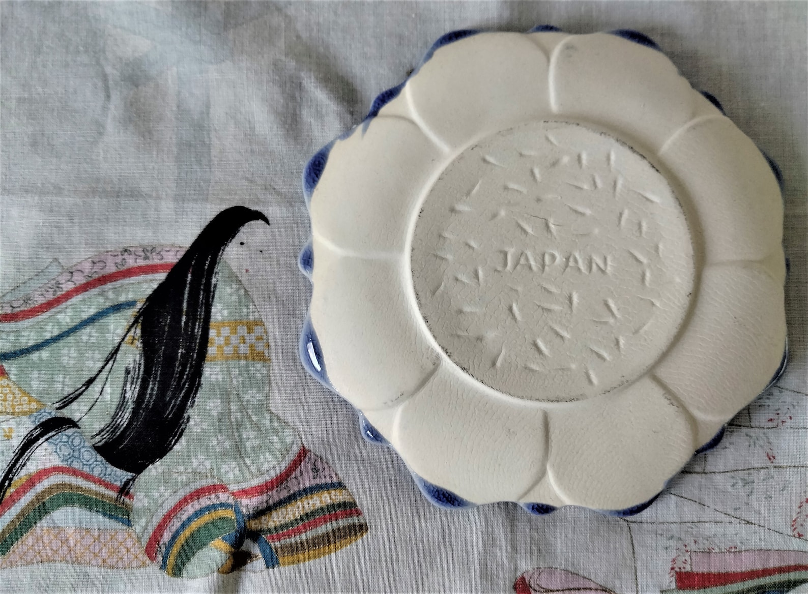 LOTUS Theme Famous Kafuh JAPAN Porcelain Plate, Hand Painted, Shaded ...