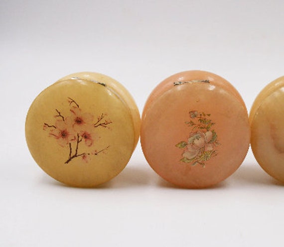 Alabaster jewelry box/stone box / hand made trinket b… - Gem