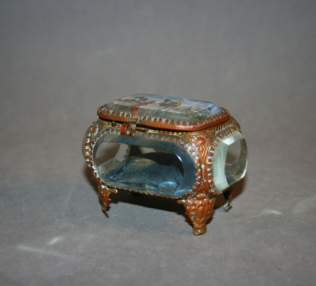 Ancient Golden Metal Box - Glass on 5 Sides Souvenir Object -casket ...