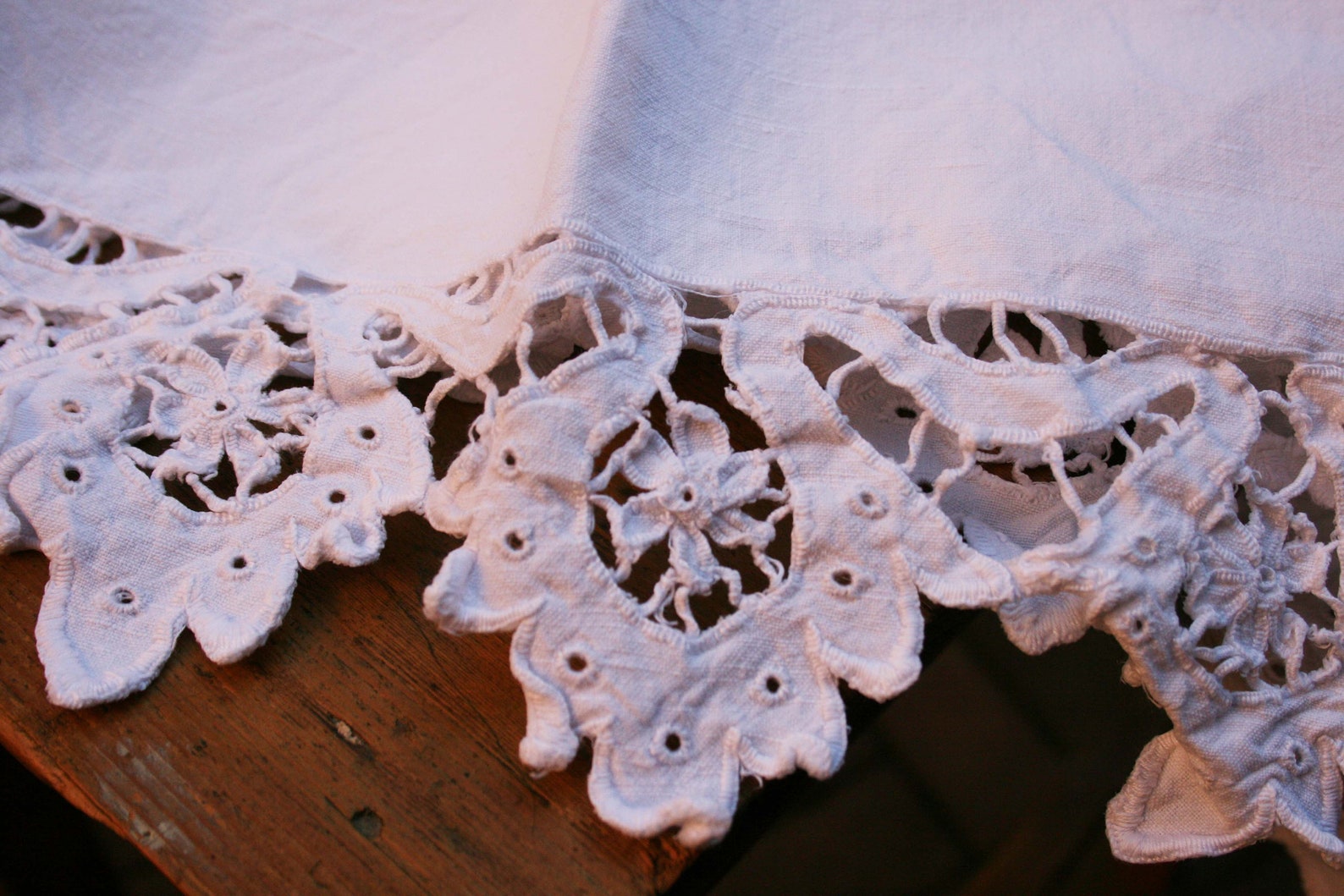 Rare Antique White Towel in Pure Linen With Embroidered Fabric Edge ...
