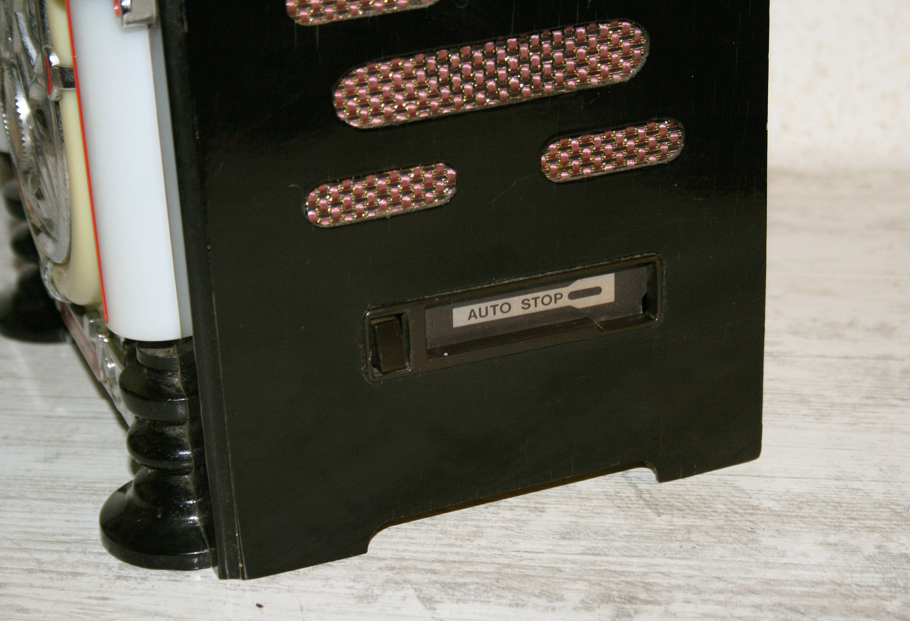 Collectors Edition, Cassette Player, Mini Jukebox, Lights Up, Vintage ...