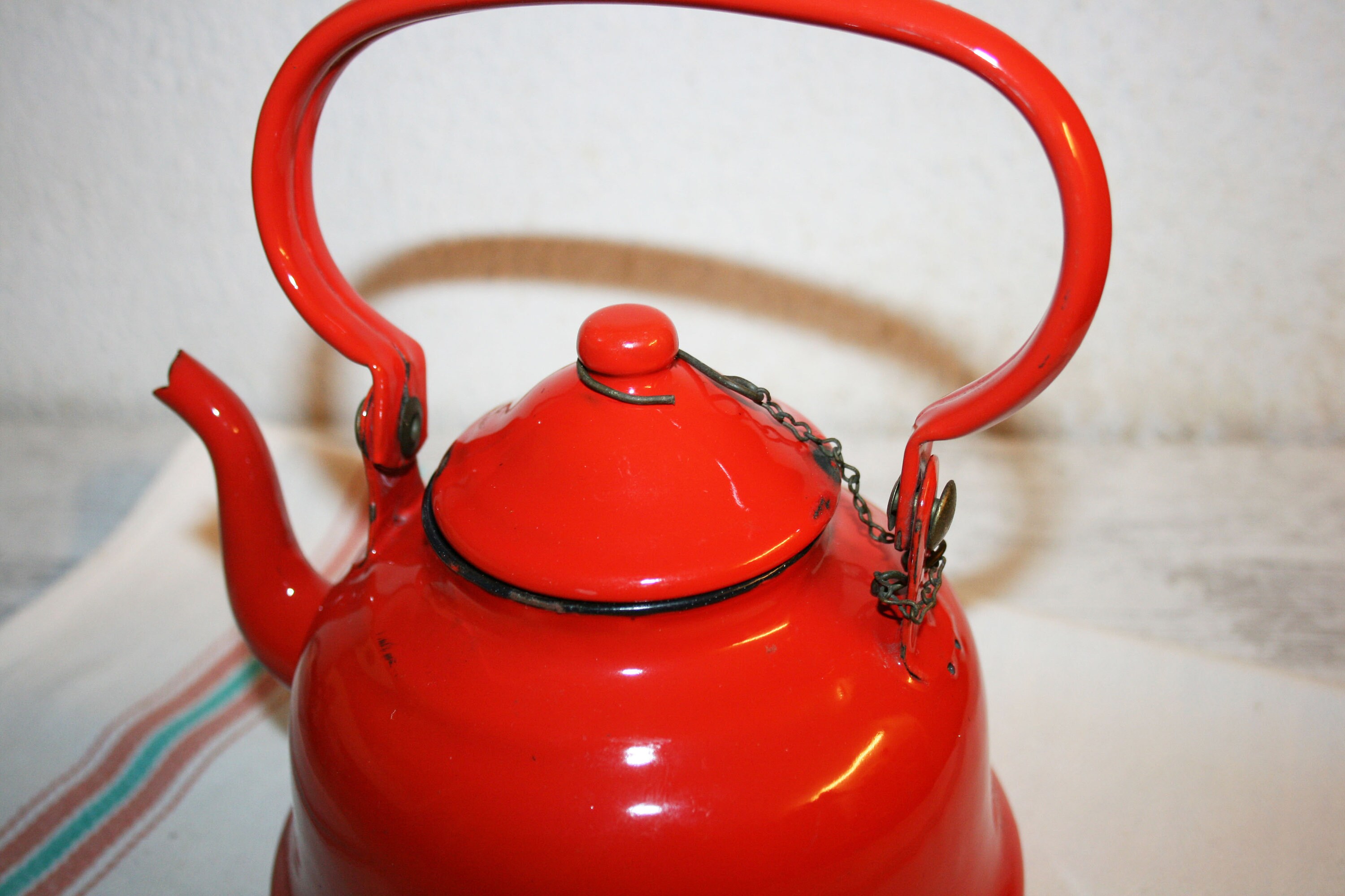 Vintage Enamel Red Kettle, Metal Teapot, Enamels, Coffee Pot, Farmhouse ...