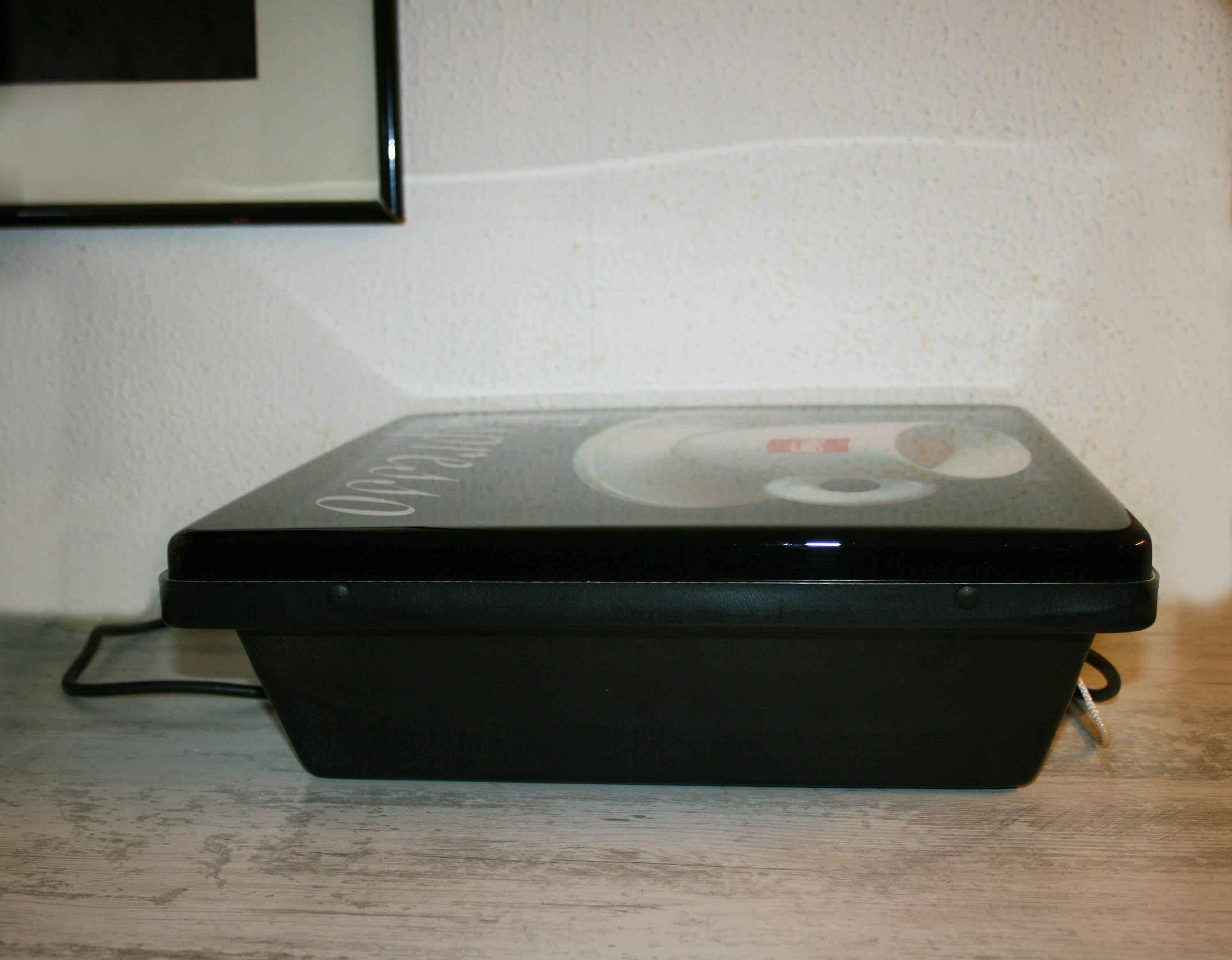 Illy Caffè Espresso, Advertising Banner With Plug in Light, Black Color ...