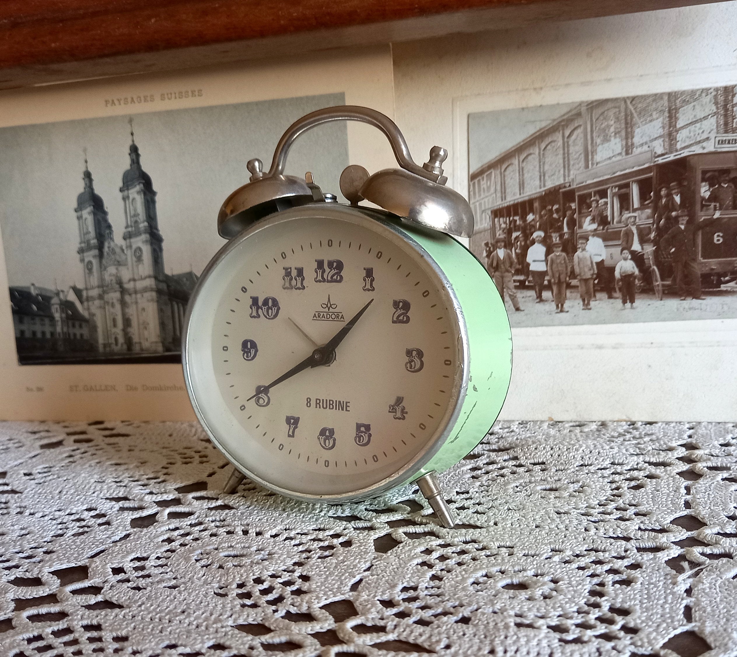 Table Clock Alarm Romania Wind-up Clock Office decor Parts or Repair ...