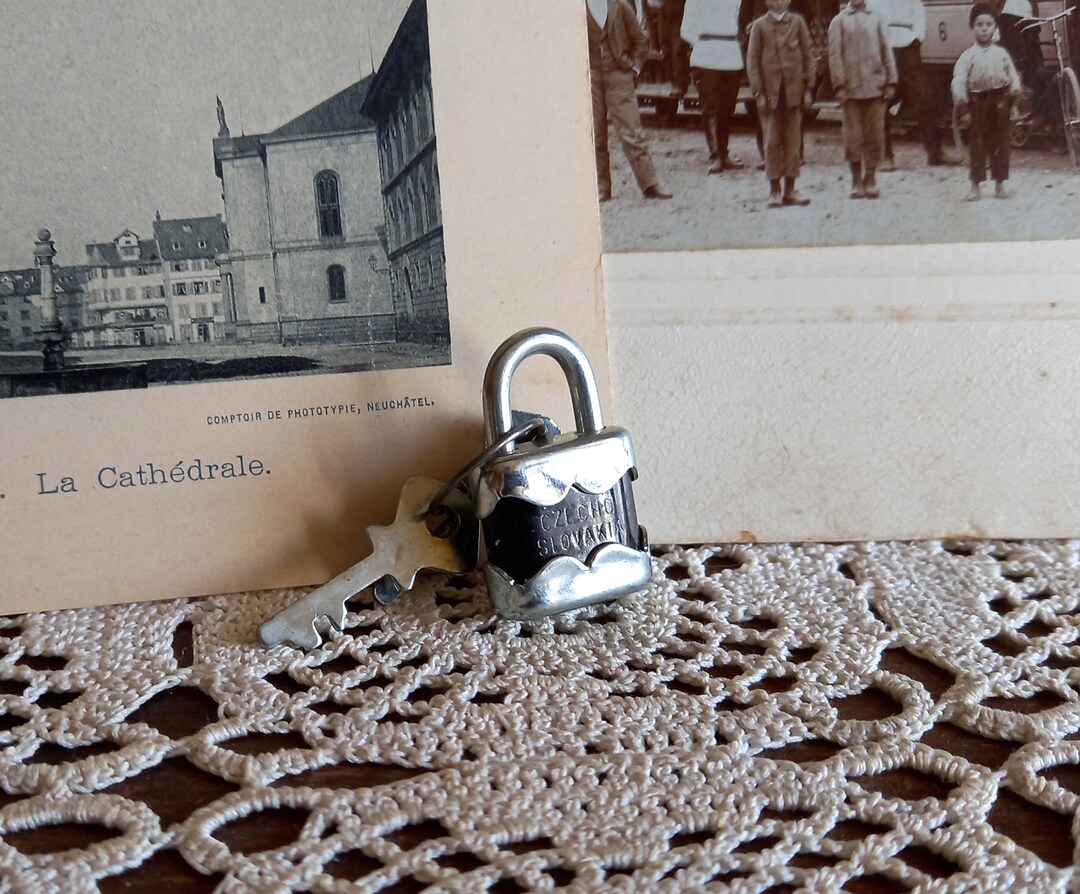 Vintage Duplo Padlock With Key, Czechoslovakia NOS Mini Lock - Etsy