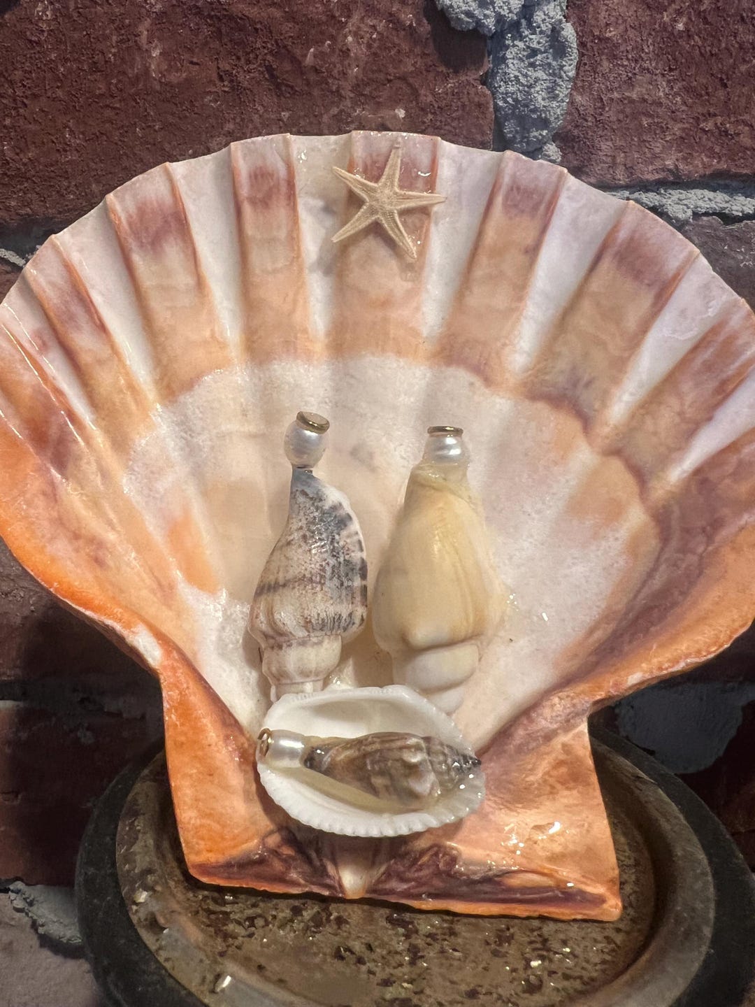 Seashell Nativity Scene, Birth of Jesus Christ. in the Scene Are the ...