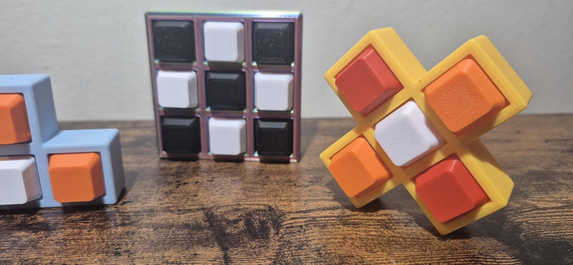 Clicky Fidget Toy for Stress Relief | Modular Puzzle Desk Fidget | 3D ...