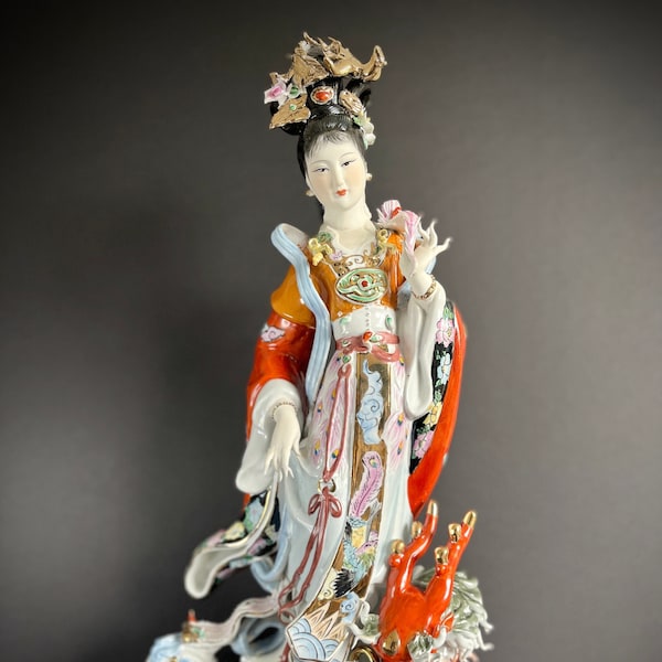 Porcelain Chinese Lady Figurine - Etsy