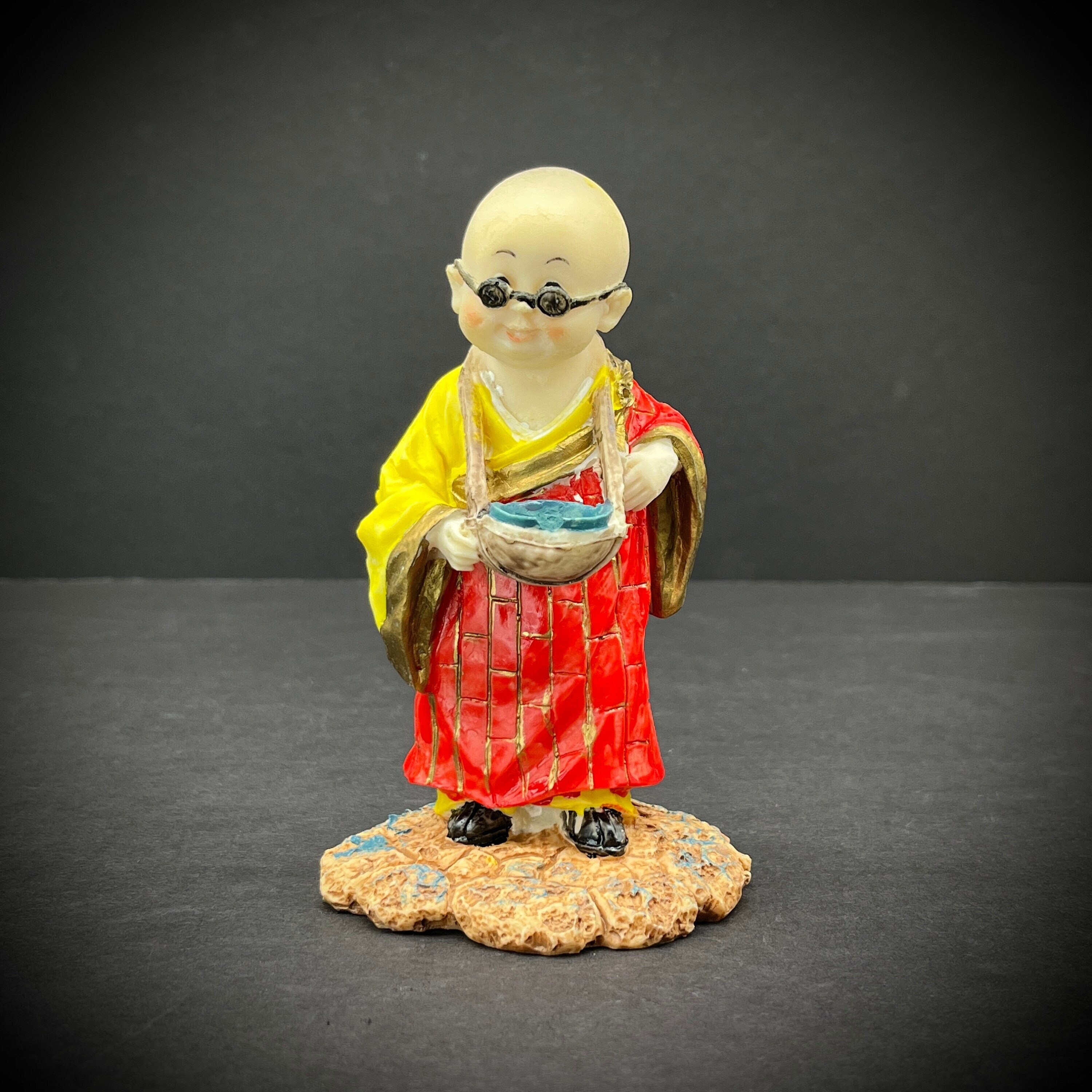 Chinese Young Shaolin Monk Figurine Buddhist Statue 1 Kung Fu Martial ...