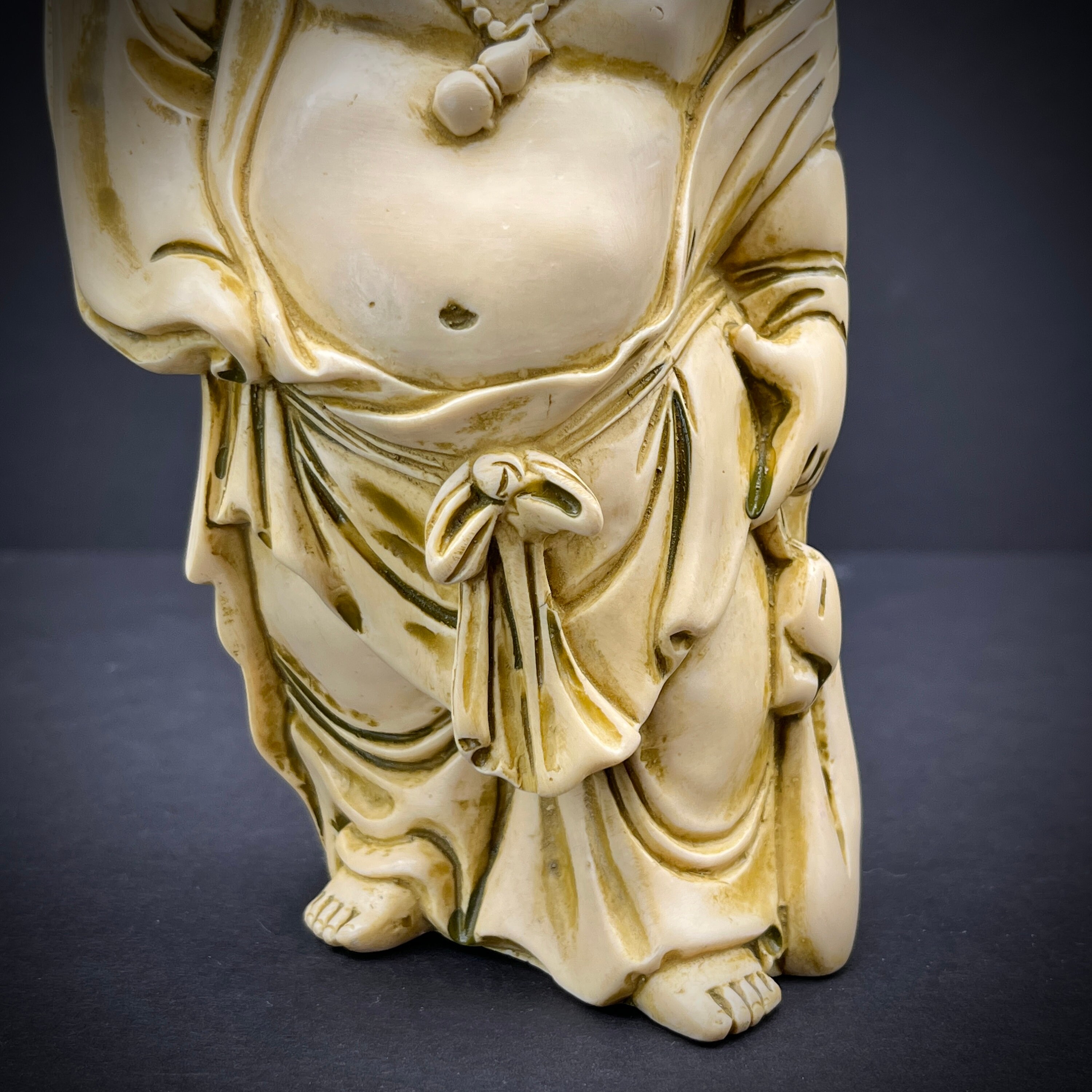 Chinese Happy Laughing Buddha Statue Ivory Resin Figurine Picking Ear ...