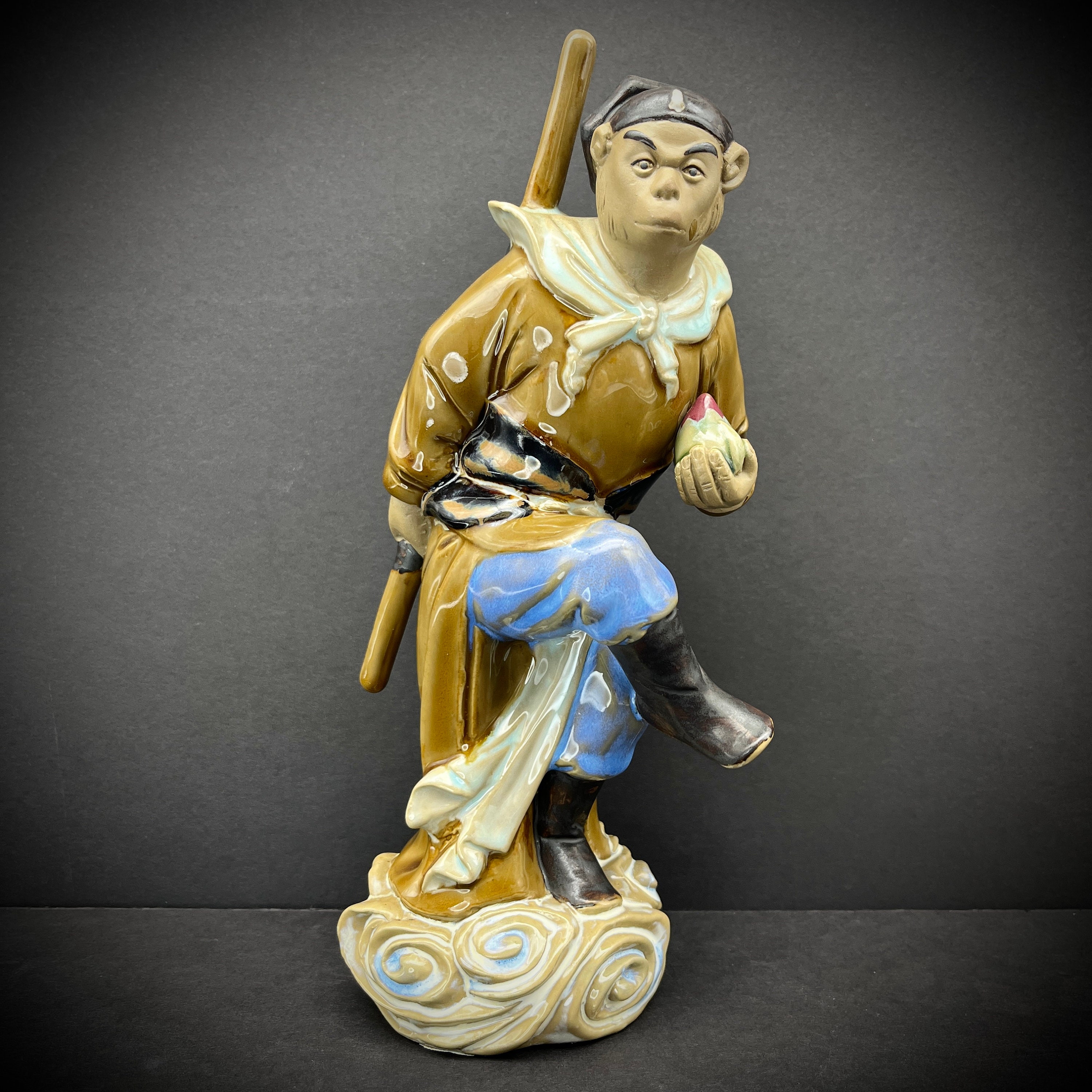 Chinese Monkey King Sun Wukong Porcelain Figurine Shiwan Statue Shekwan ...