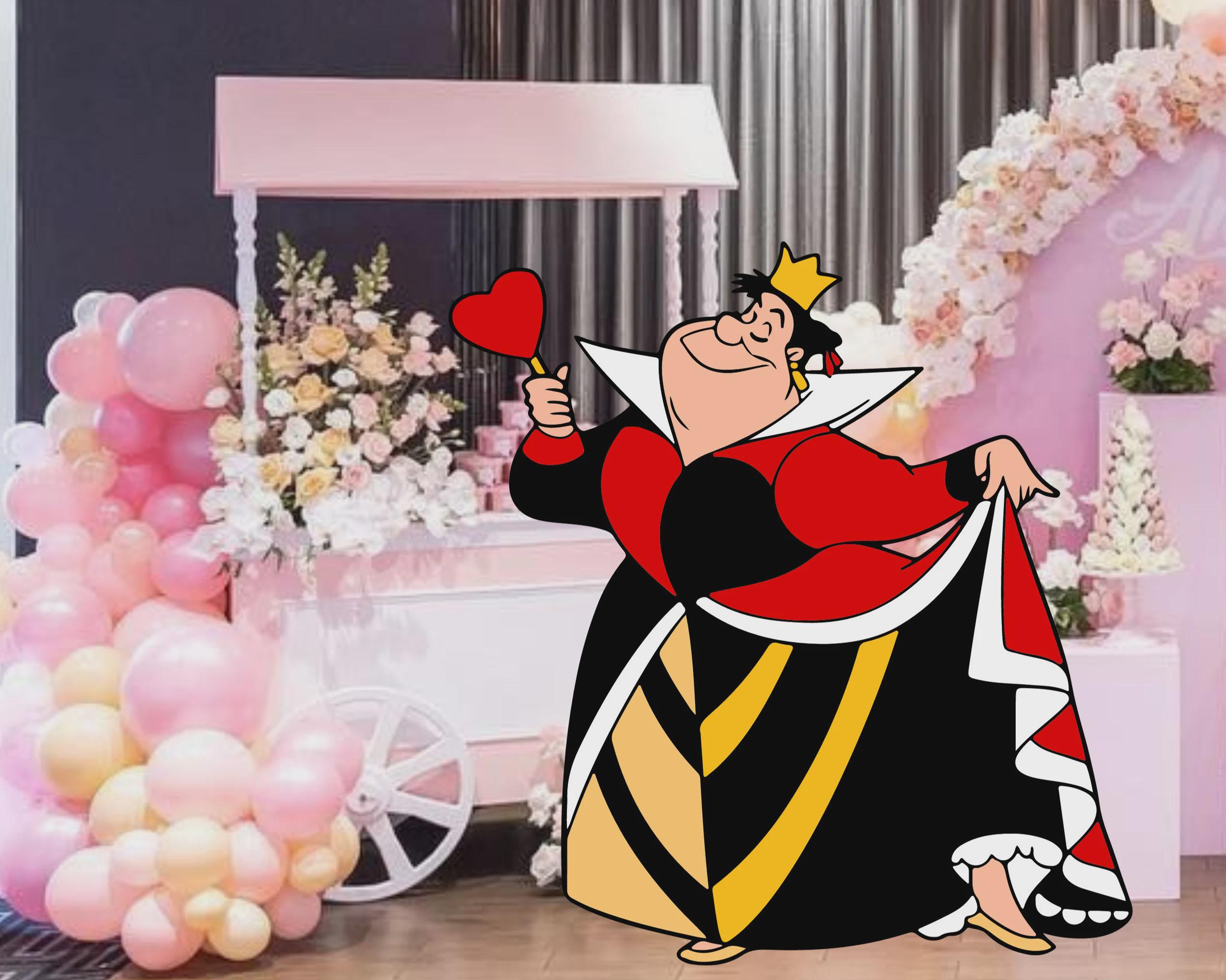 Queen Of Hearts Props