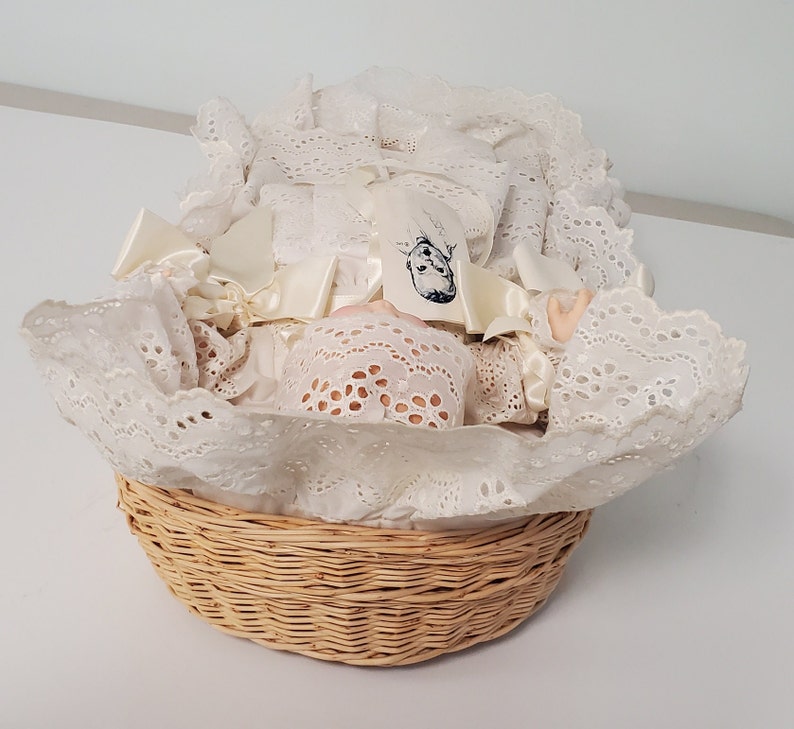 1981 Vintage GERBER BABY DOLL With Christening Gown With Bonnet and ...