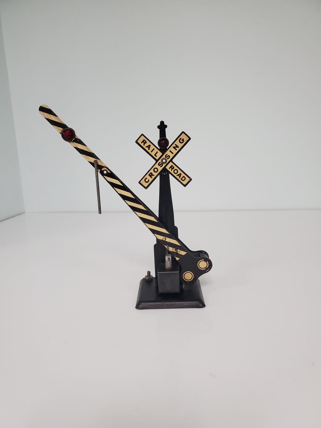 Vintage 1950's LOUIS MARX O-guage Train Metal Automatic Crossing - Etsy