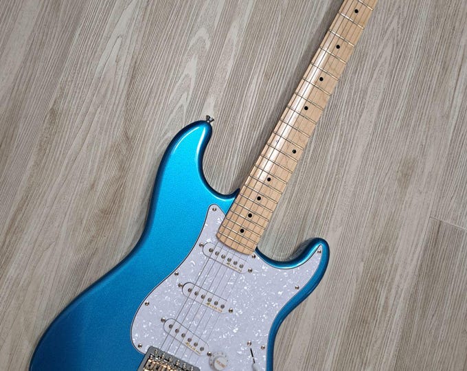 2024 Fender Metallic Blue Stratocaster Electric Guitar W/ Gigbag ...