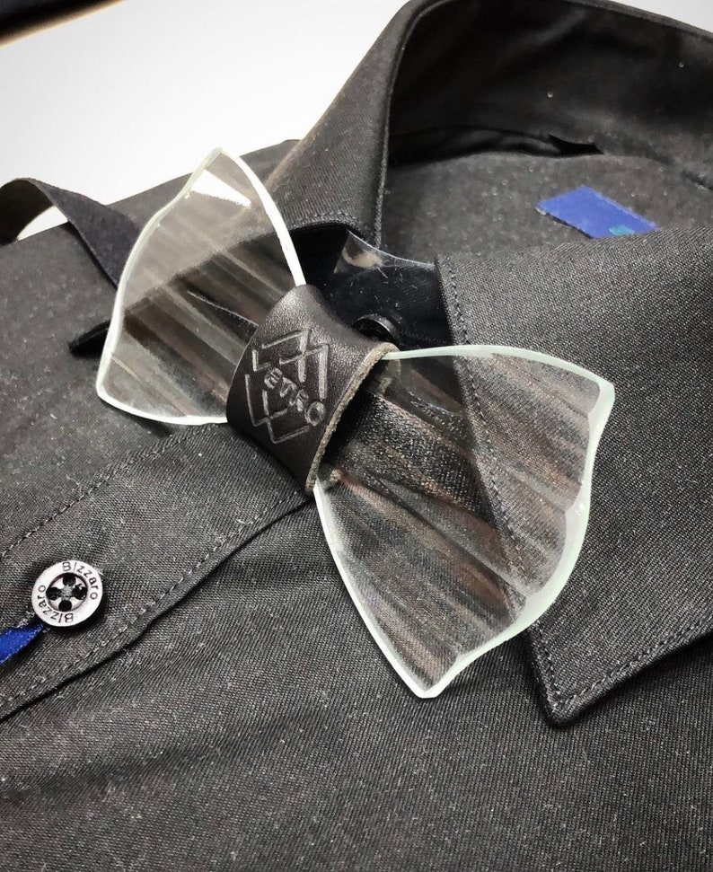 Vetro® Glass Bowtie™ Model: Look™ - Unique Crystal Bow Tie - Textured ...