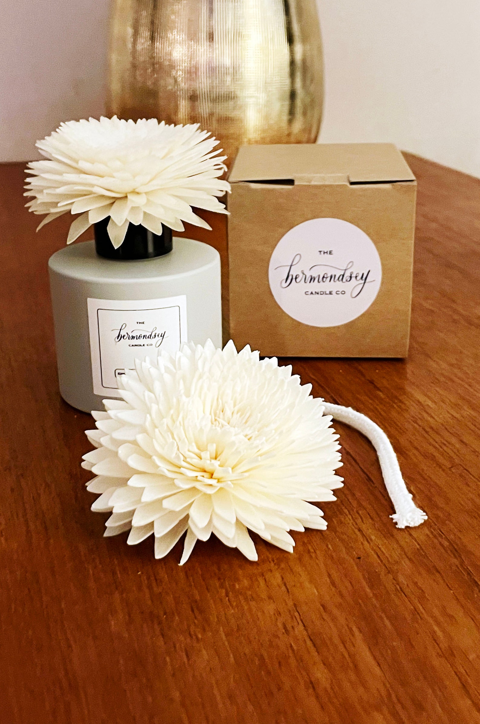 Decorative Reed Diffuser Flower - Elegant Paper & Cotton Floral ...