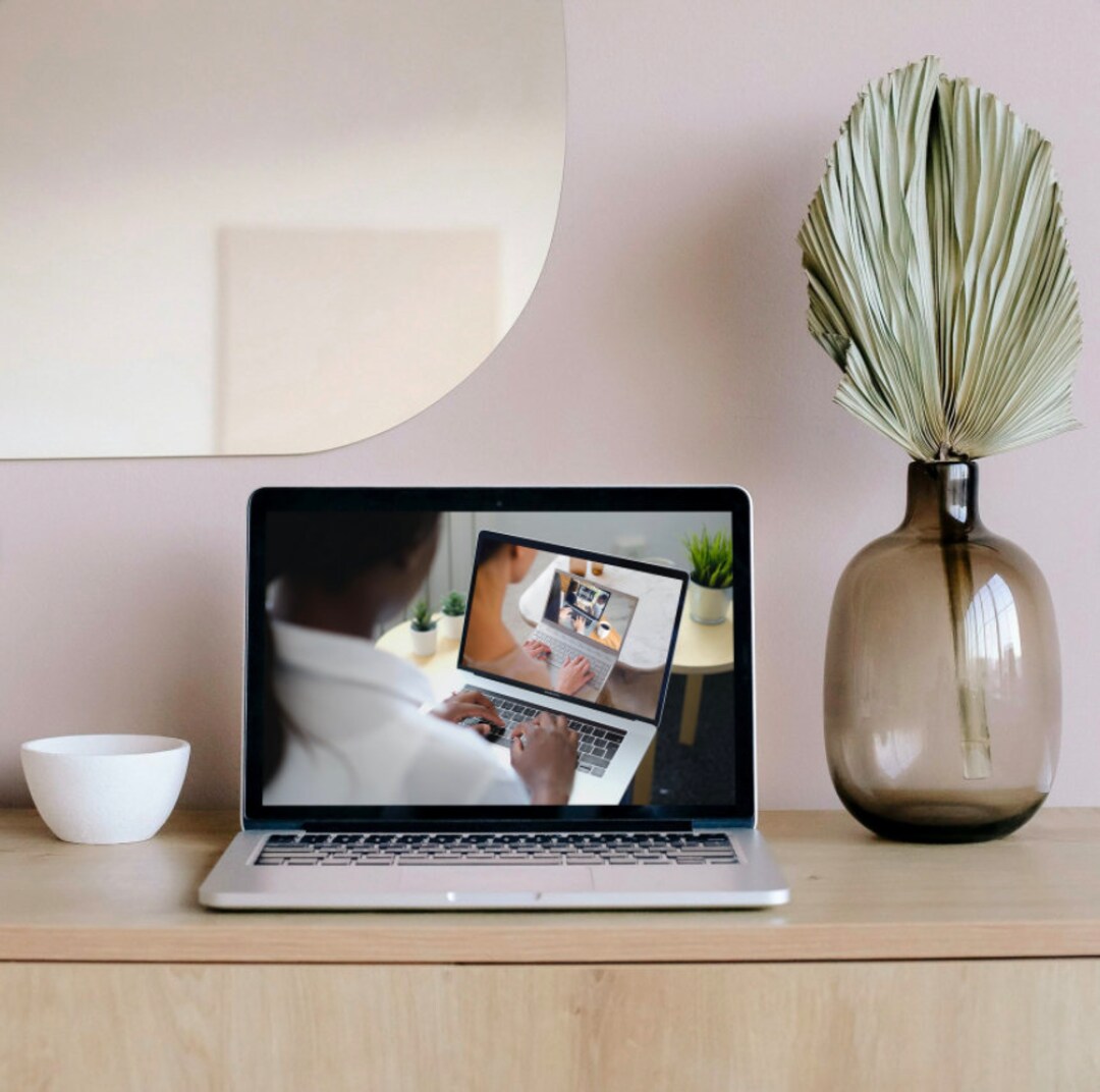 Trippy Mandela Effect - Etsy