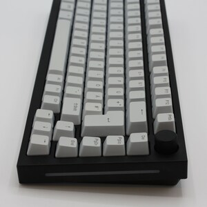 Light Grey Backlit German Keycaps - ISO-DE QWERTZ Layout - Windows ...