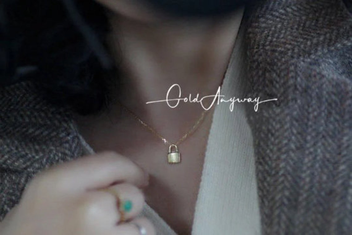 9K Solid Gold Padlock Pendant Dainty Padlock Gift Girlfriend - Etsy