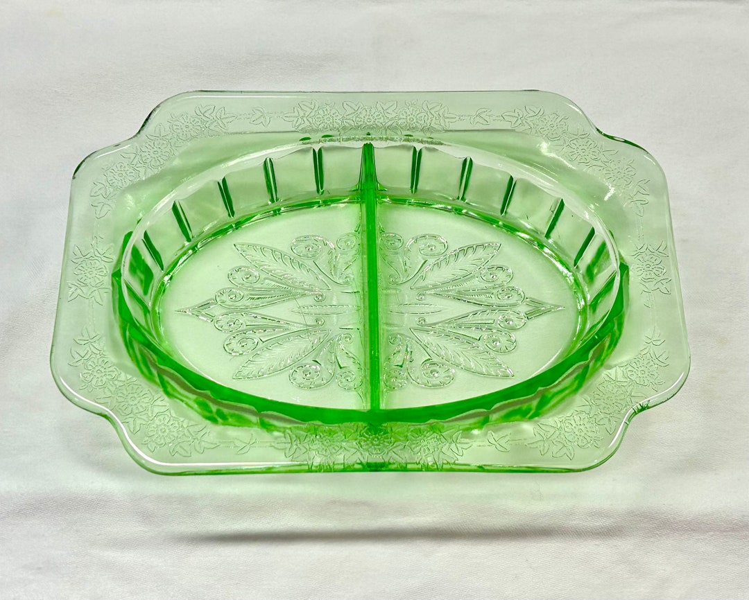 Jeanette Green Uranium Depression Glass Divided Relish Dish Vintage ...