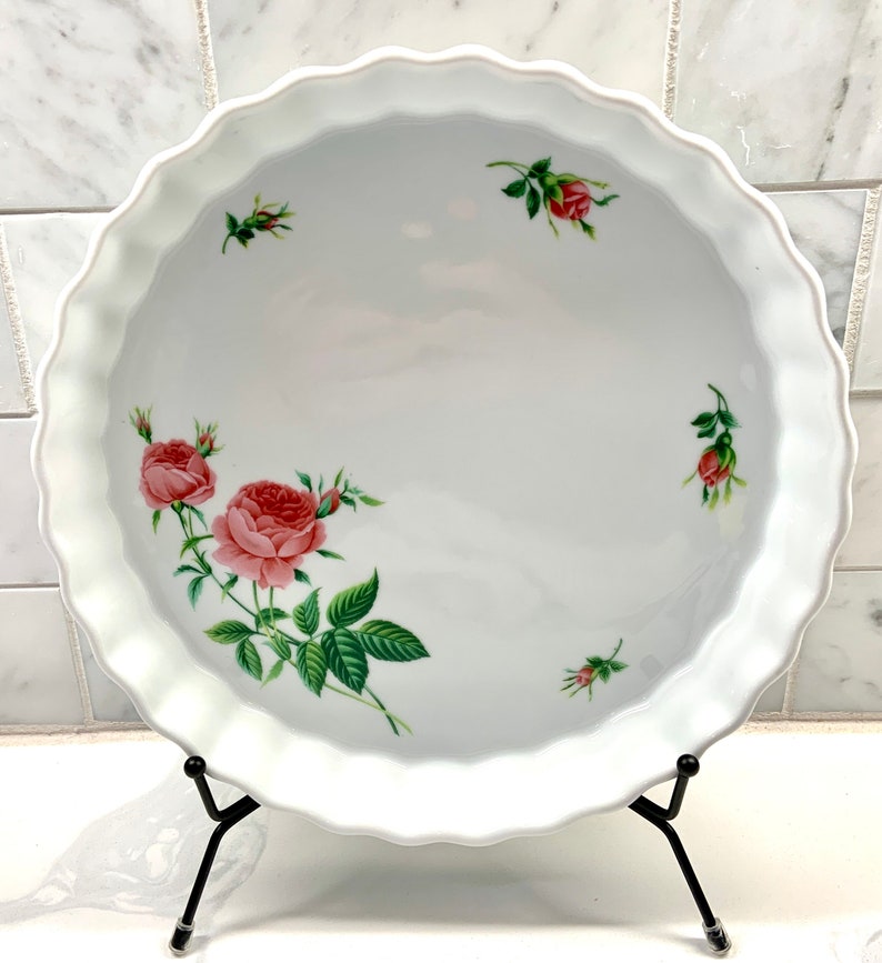 Vintage Pie / Quiche Plate in Rose by Christineholm With Scalloped ...