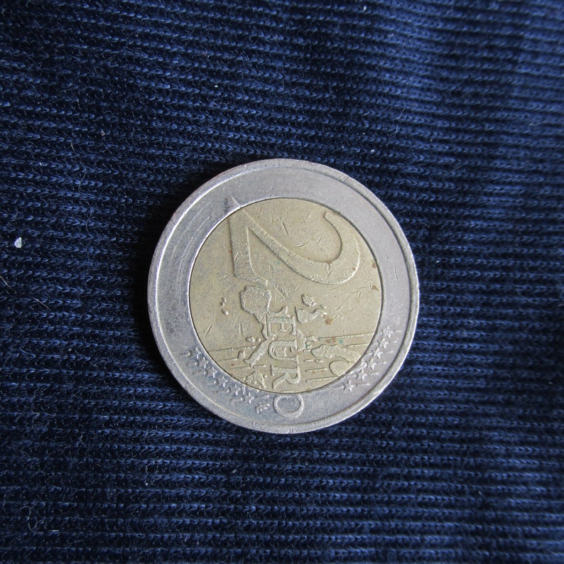 World Coin Netherlands 2 Euro Queen Beatrix - Etsy