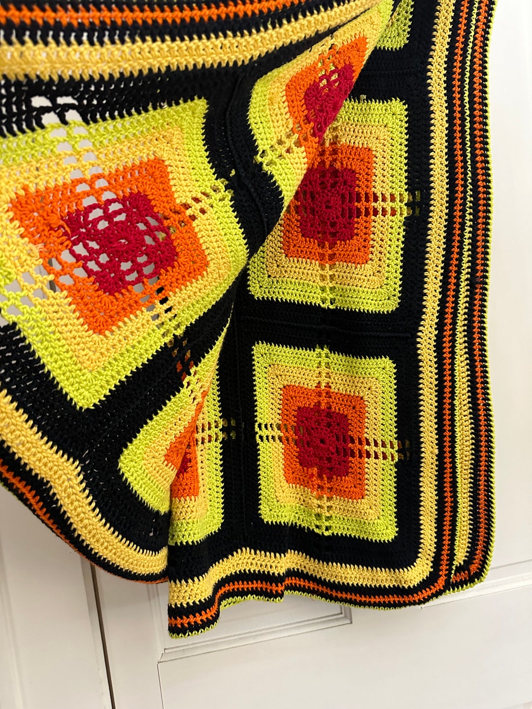 Vintage Crochet Throw Blanket, Multicolored Checkered Retro Boho Throw ...