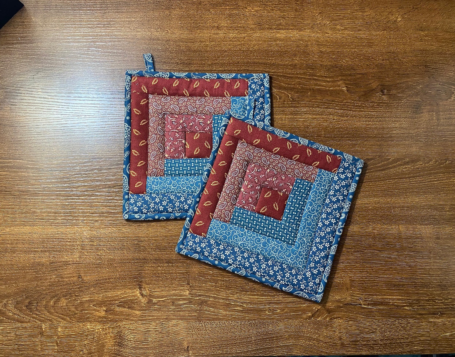 Classic Red & Blue Log Cabin Potholders, Set of 2 Quilted Patchwork Pot ...