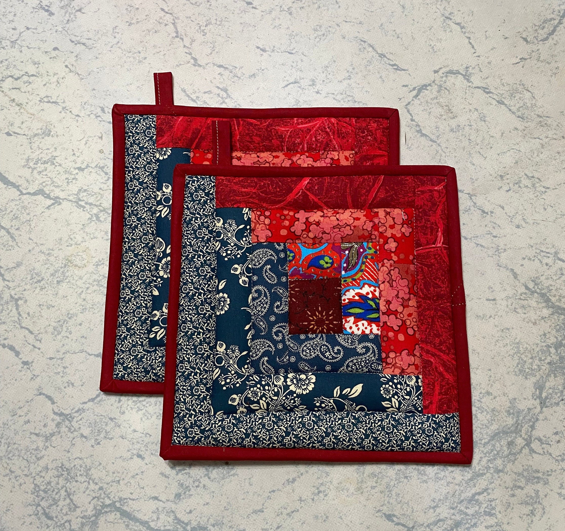 Classic Red & Blue Log Cabin Potholders, Set of 2 Quilted Patchwork Pot ...