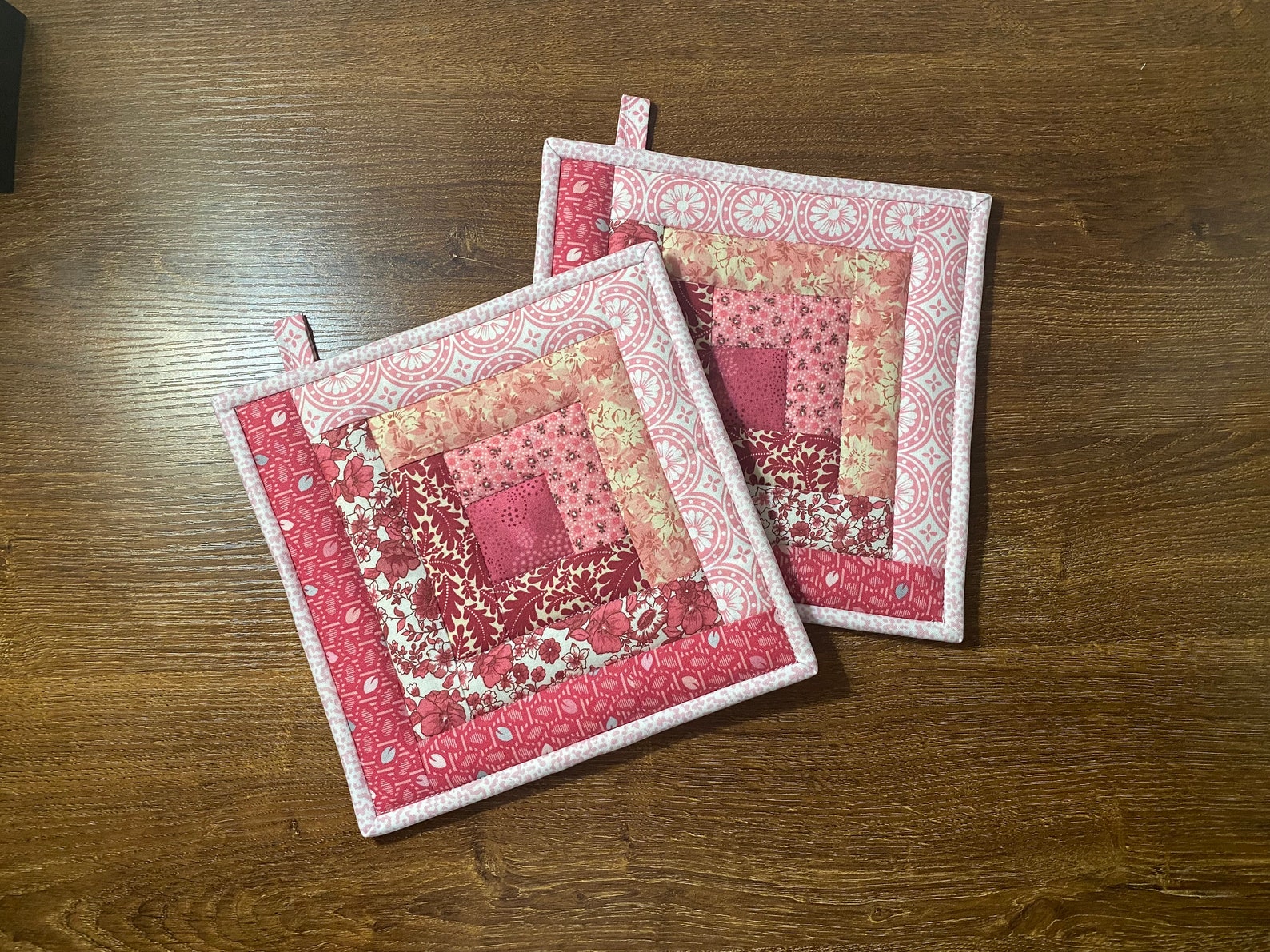 Pink Farmhouse Log Cabin Potholders, Set of 2 Quilted Patchwork Pot ...