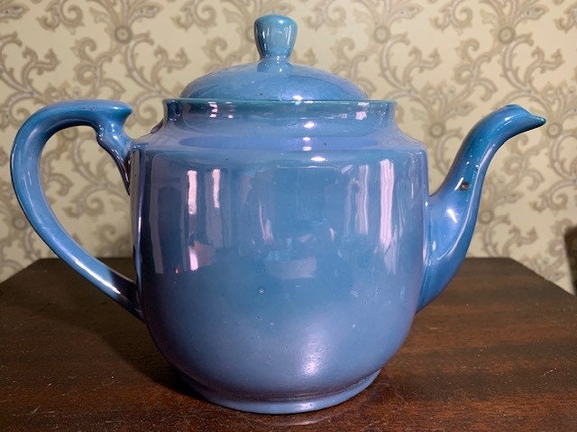 Vintage Blue and Gold Lusterware 23-piece Swan Tea Set Teapot, Cups ...