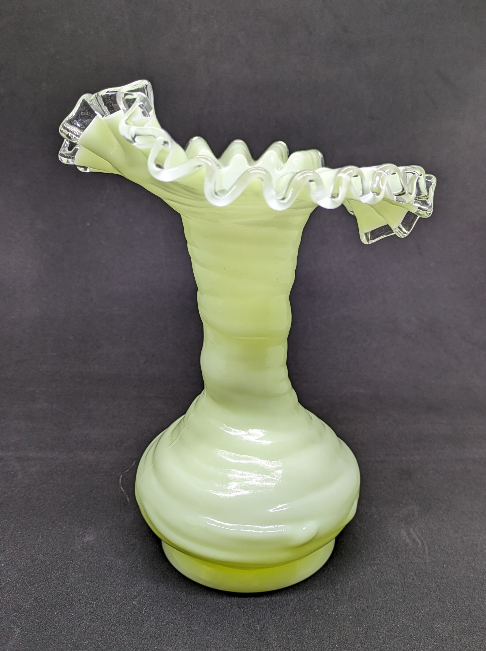 1940s Fenton Ivory Crest Uranium Glass Tulip Vase Flawless - Etsy