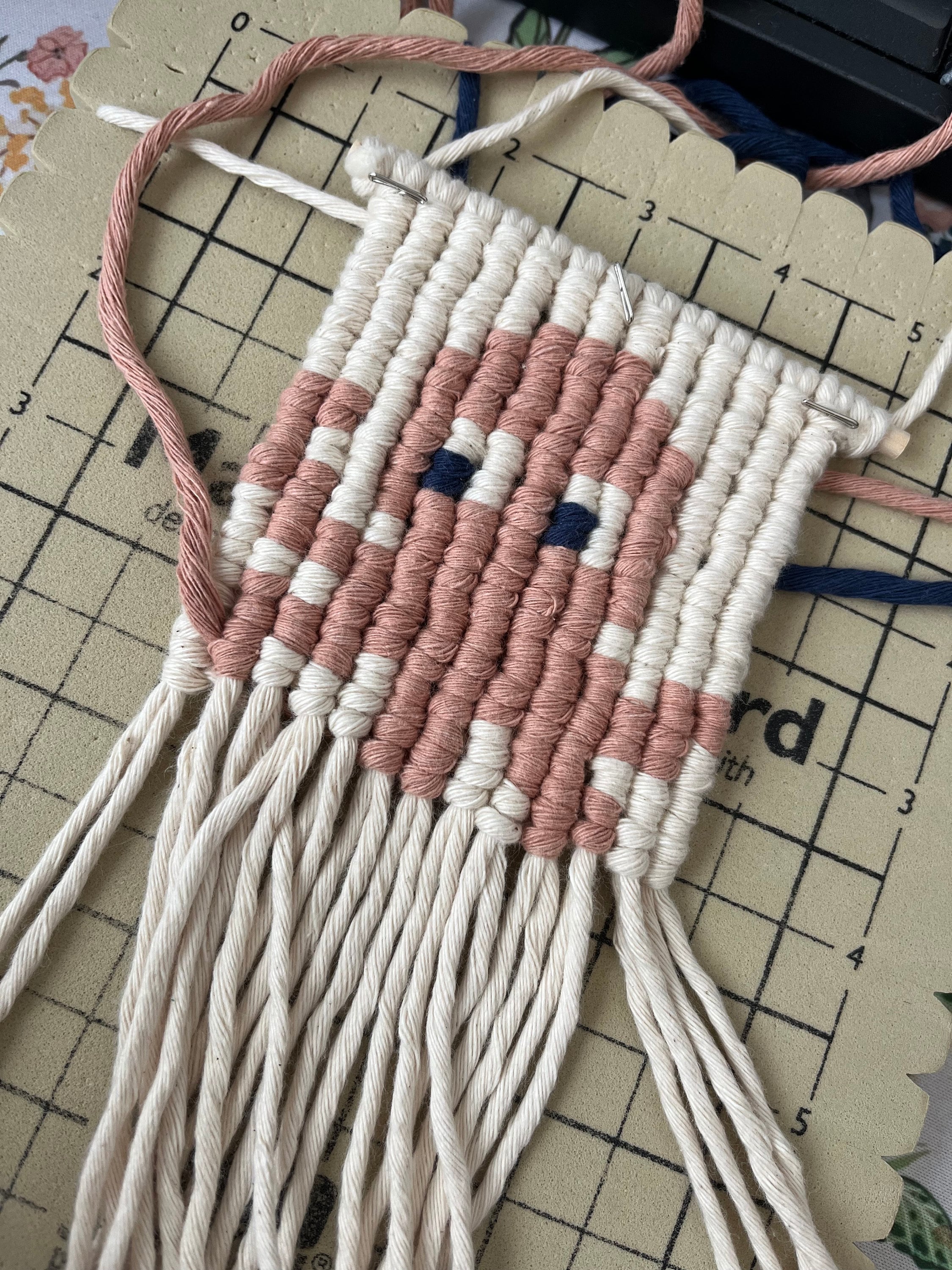 Mini Macrame Pixel Art Wall Hanger - Etsy