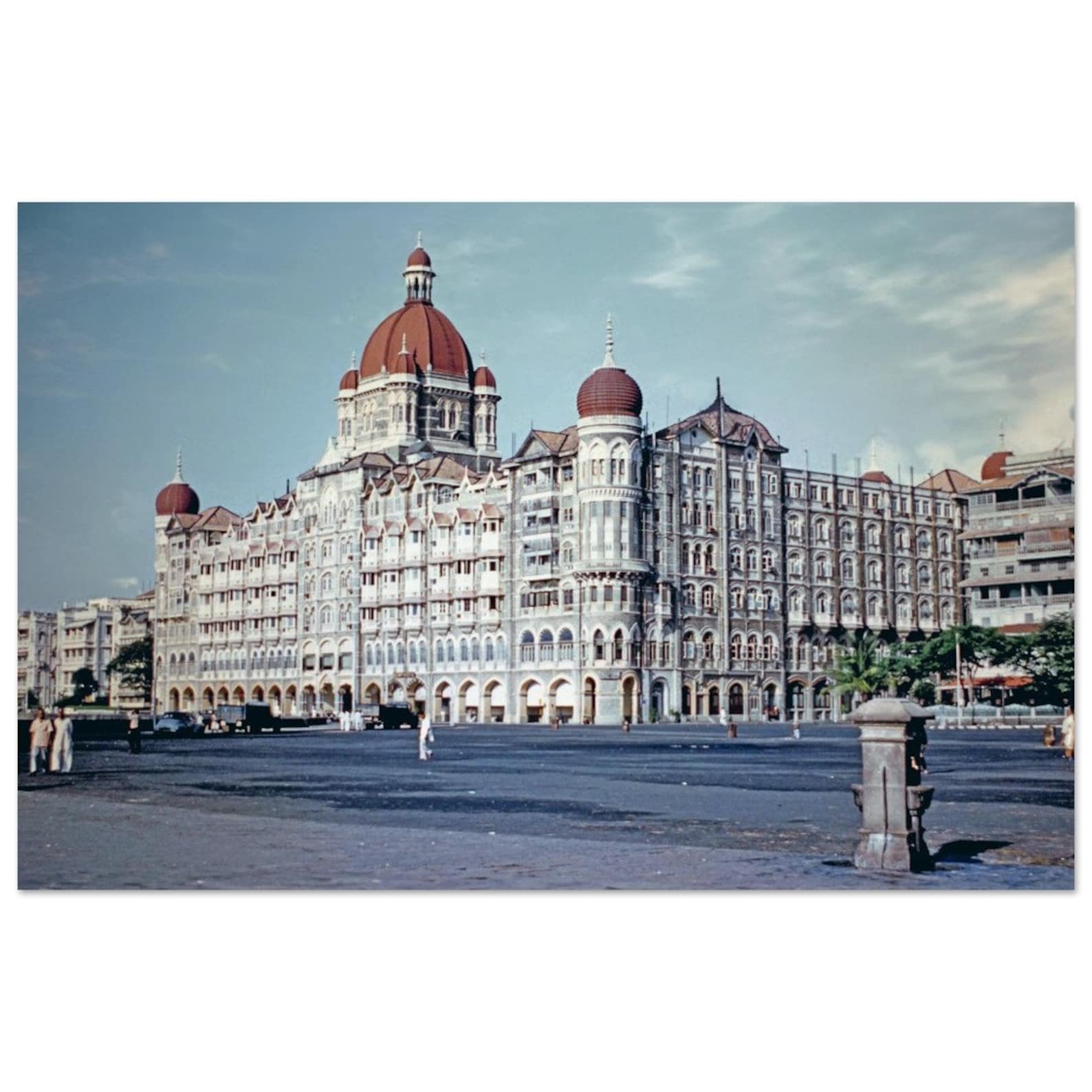 Photo Print 1950s Taj Mahal Hotel, Mumbai, Colaba, India, Vintage Wall ...