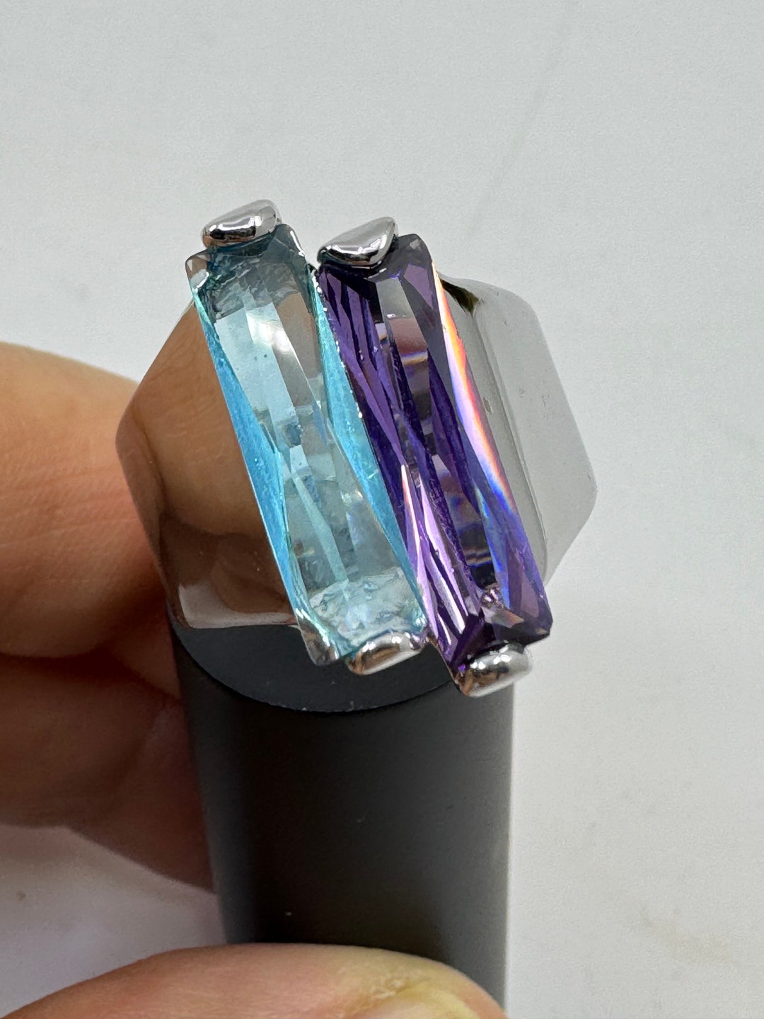 RS Covenant 19 KG Ring Blue Purple Gemstones Silver Tone Wide Band Size ...