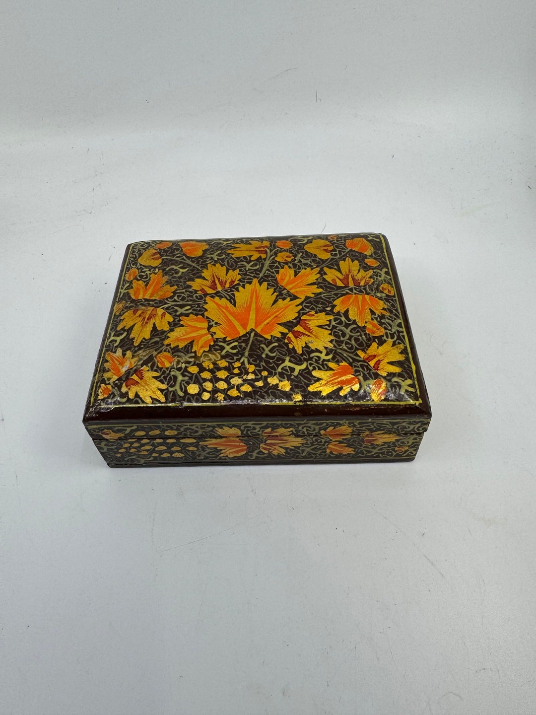 Vintage Kashmir India Hand Painted Lacquered Paper Mache Lidded Trinket ...