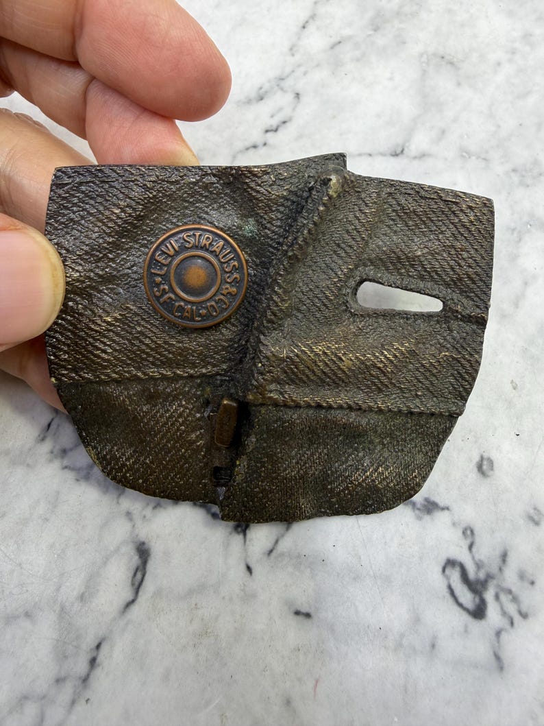 Vintage 1976 LEVI Jeans Werbe Stück BERGAMOT Messing BUCKLE 702 Button ...