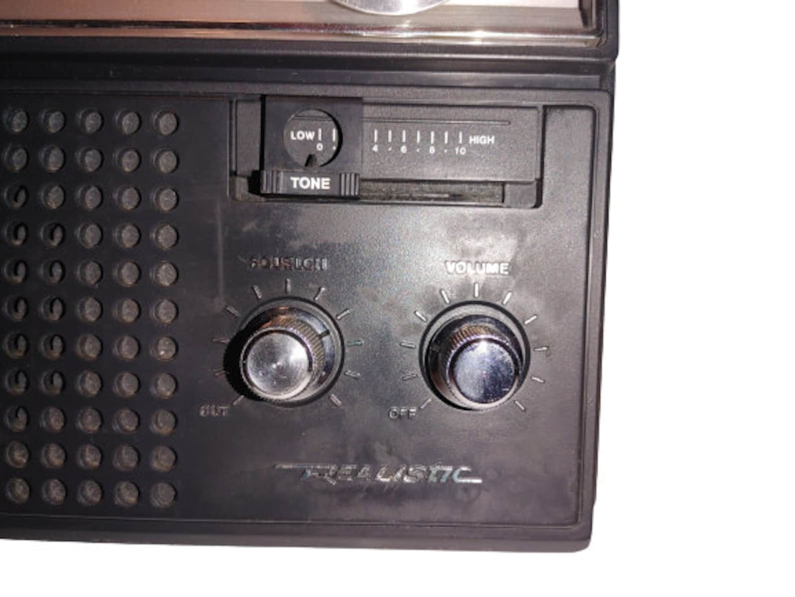 Vintage REALISTIC Portavision-5 Model 12-765A Radio, LL40312 - Etsy