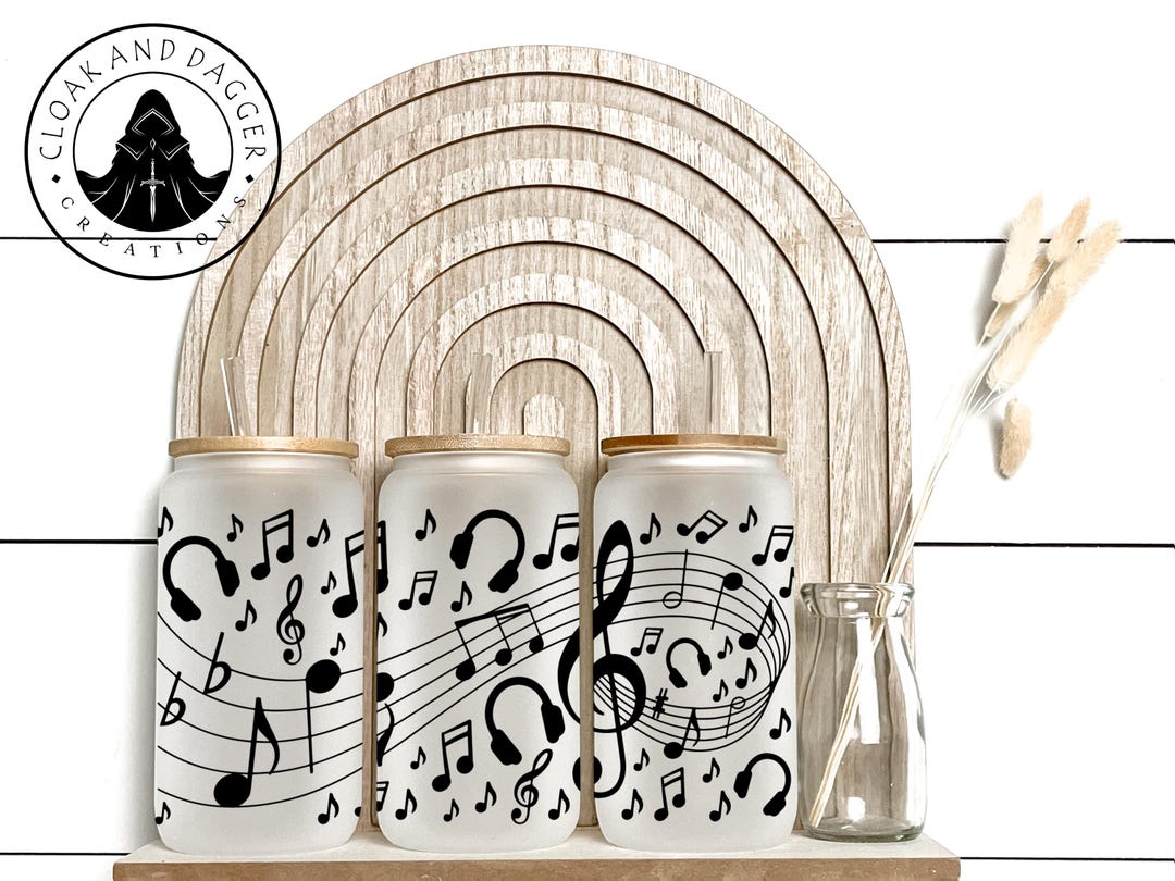 Music Notes and Headphones Frosted Beer Glass With Bamboo Lid ...