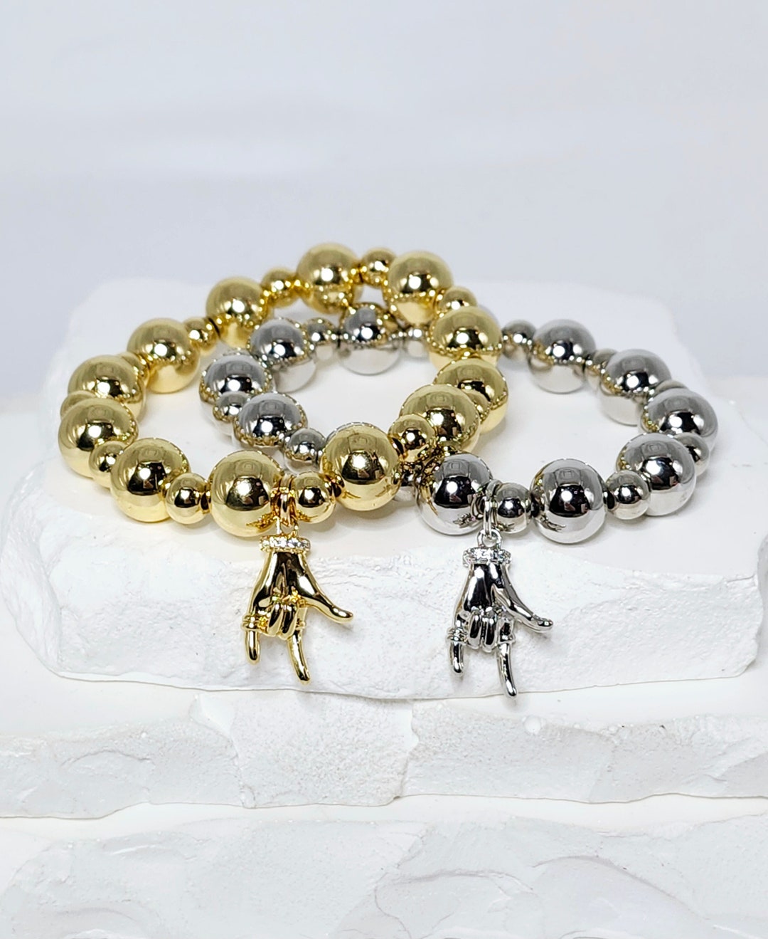 Italian Mano Cornuto Hand Stretchy Metal Beaded Charm Bracelet Luck ...