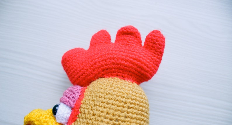 Crochet Hen Pattern, Adorable Farmyard Hen Tutorial, Easy DIY Project ...