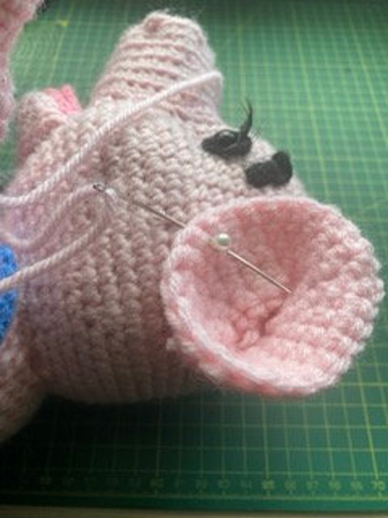 Farmer Pig Digital Downland Crochet Pattern, Pig in Blue Dungaree With ...