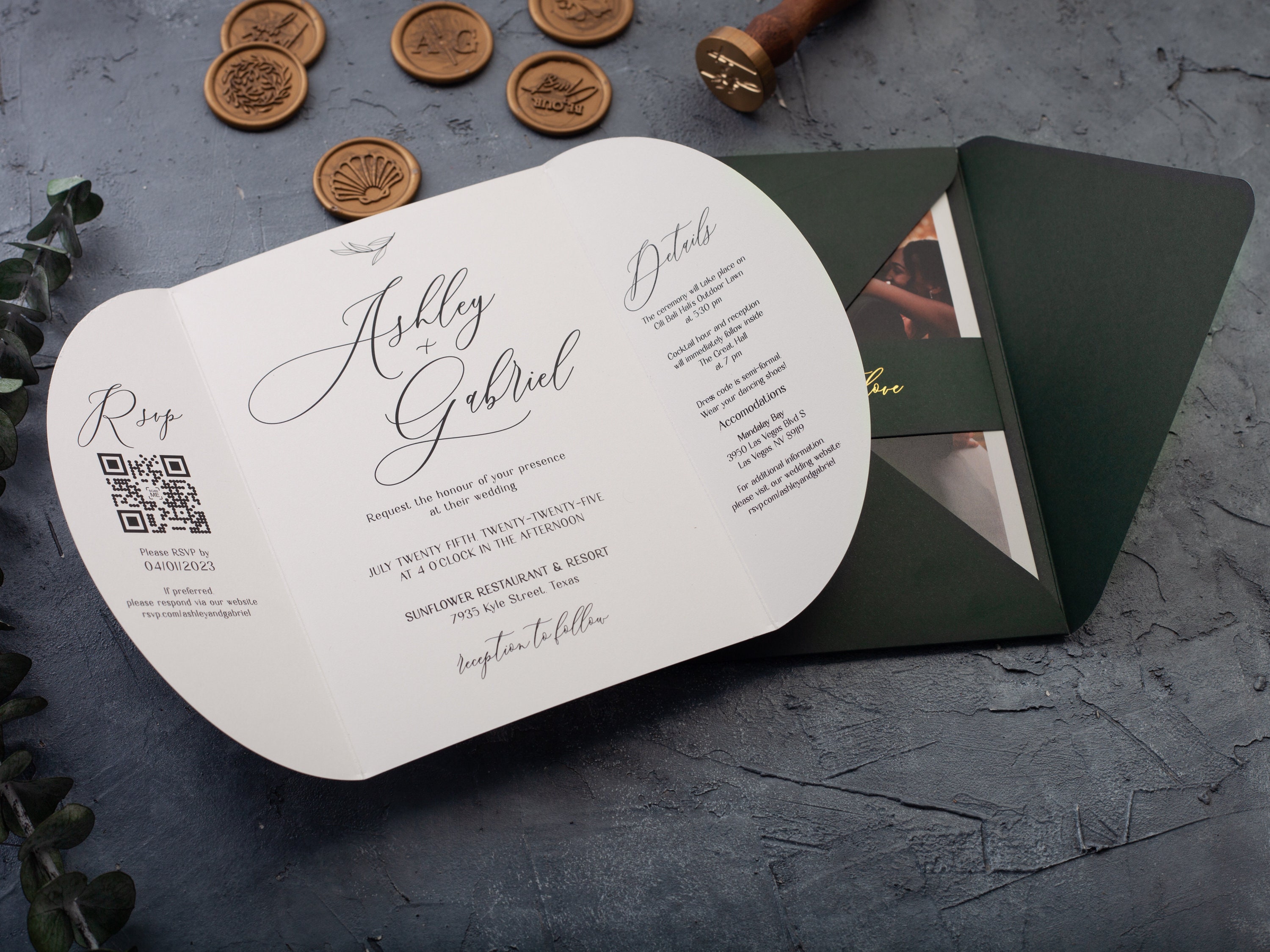 Foldable Wedding Invitation With Photo & QR Code – Elegant Modern ...