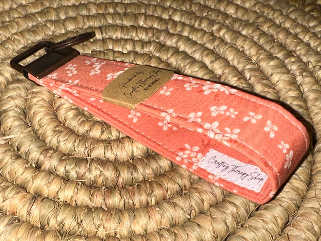 Pink Floral Wristlet Keychain, Feminine Car Key Chain, Key Fob Holder ...