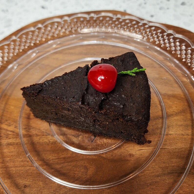 9" Caribbean Black Cake/rum Cake - Guyana/jamaica/west Indies - Etsy