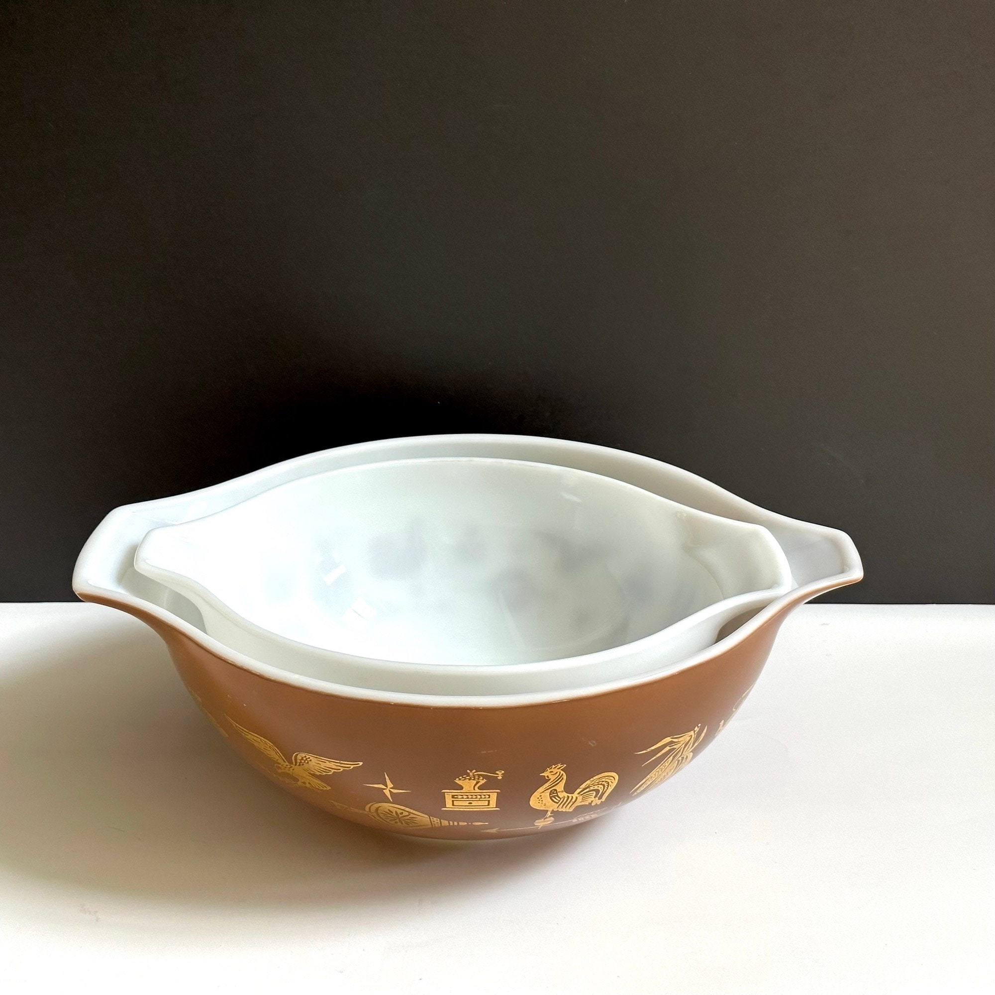 Pyrex Americana Cinderella Bowls Set of 2 444 & 443 Handled - Etsy